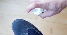 Flecken aus Rauleder entfernen: So können Sie dabei vorgehen